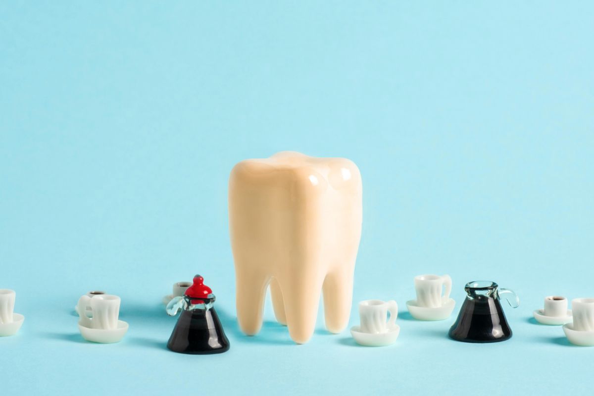 Red Sore Gum Around One Tooth: Signs, Causes, and Gum Disease Treatment